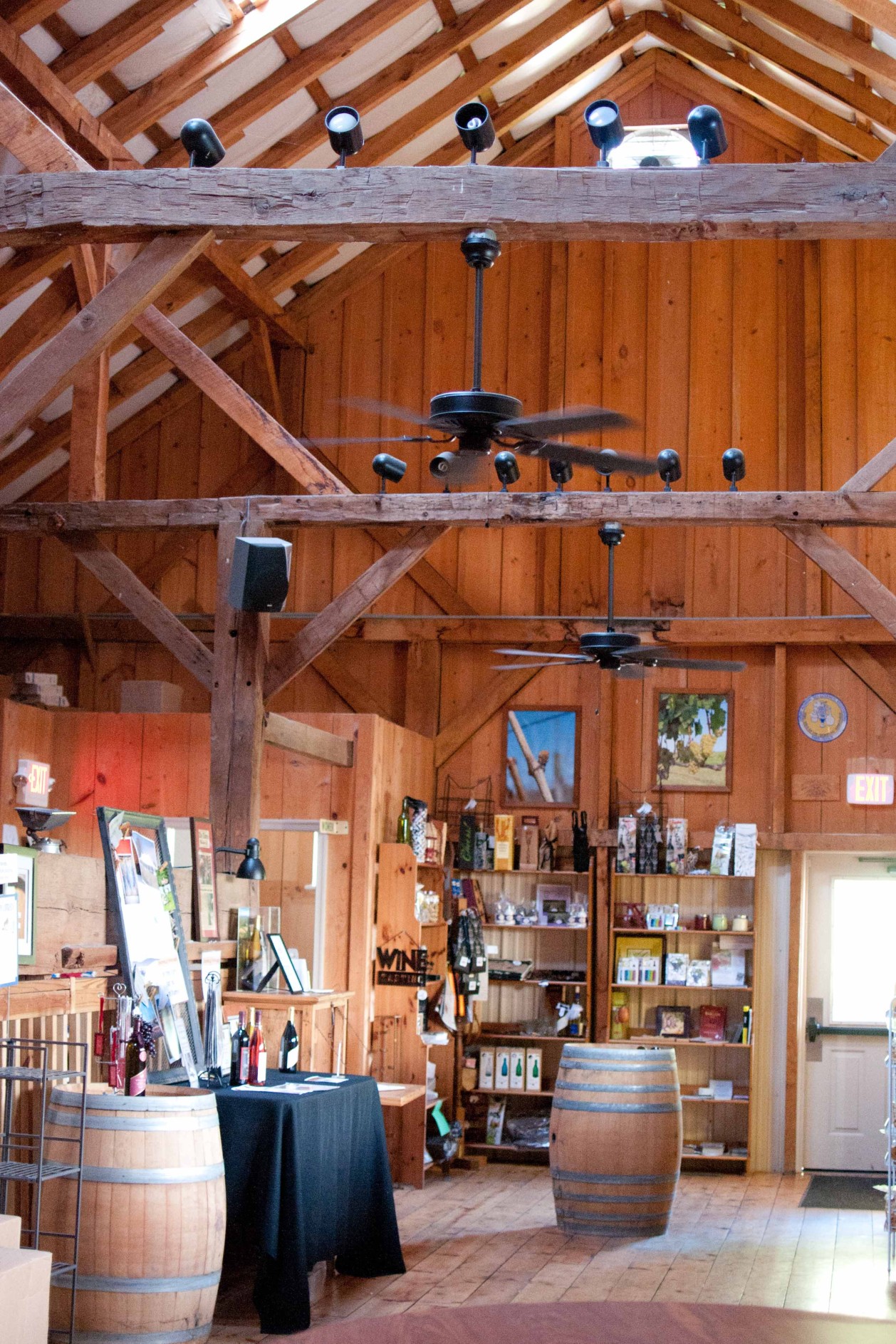 Bright Colors for an Evening at the Winery