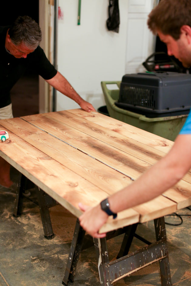 How to Build a Farmhouse Table