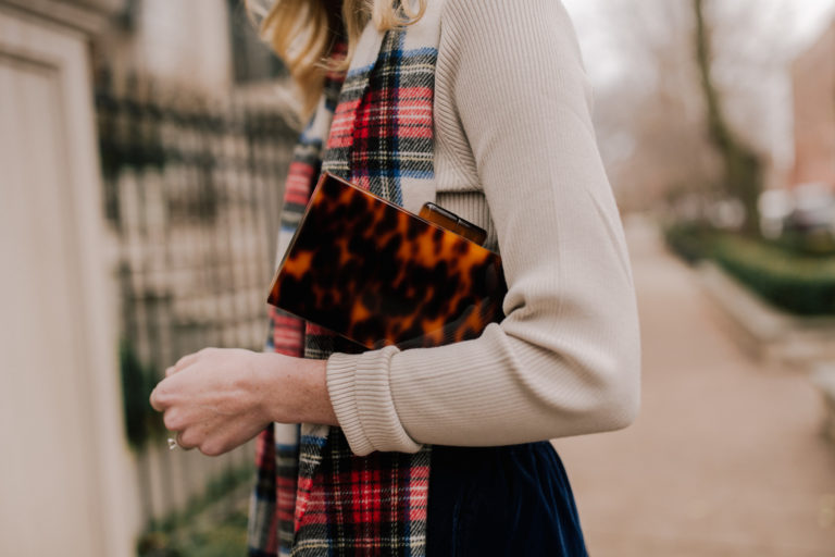 Velvet Skirts for the Holidays: A Trend that Makes Sense