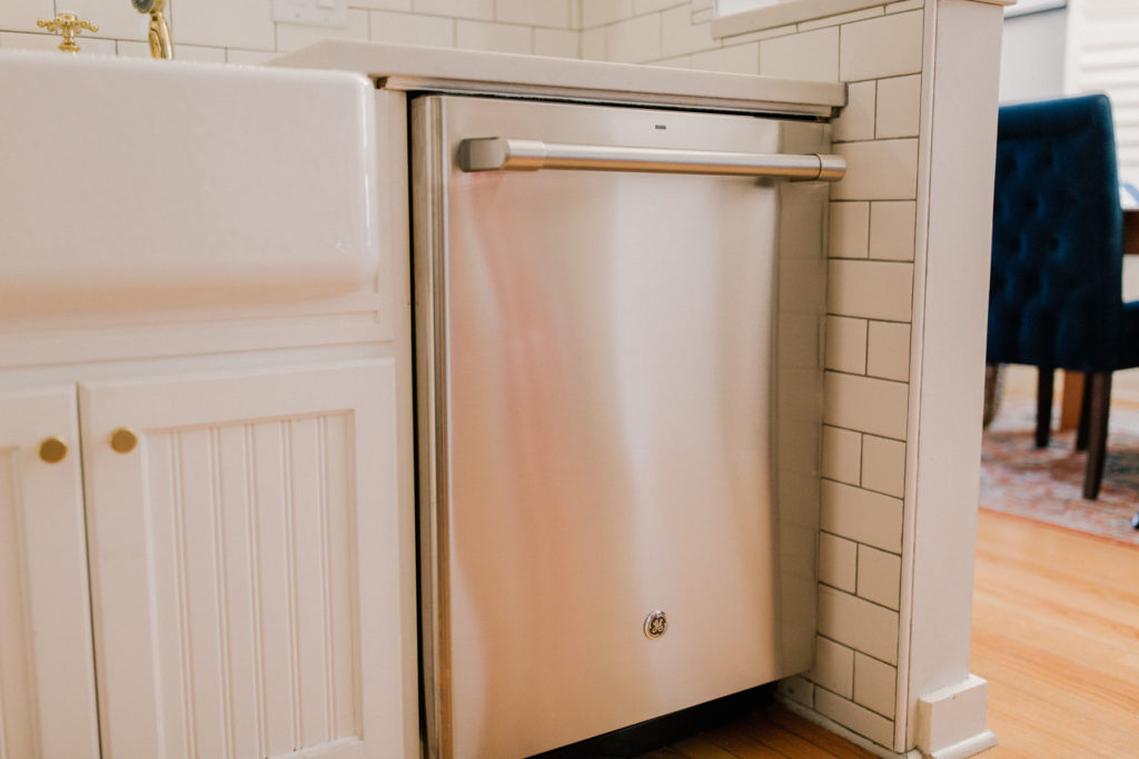 Preppy Kitchen Renovation: How To Make Your Kitchen Preppy