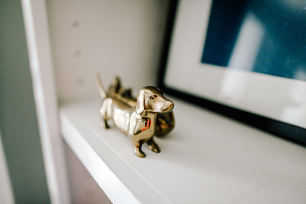 How to Decorate Preppy Bookshelves - Kelly in the City