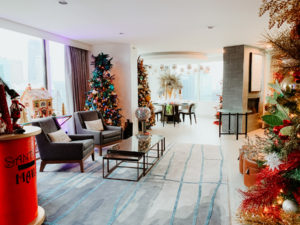 Swissotel Chicago Santa Suite & Elf-Decorated Rooms | Kelly in the City