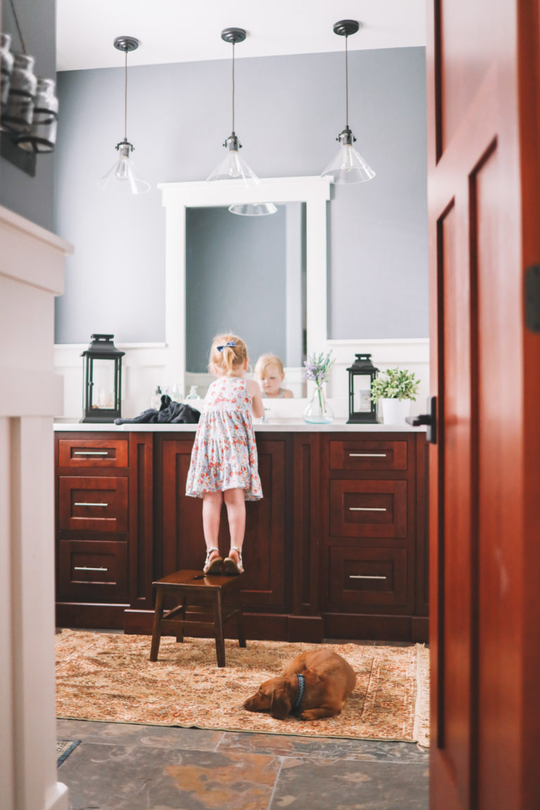 Preppy Lakehouse & The Last Lake Day | Kelly in the City