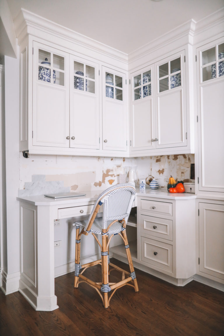 Little Touches in Our Kitchen | Kelly in the City Blog