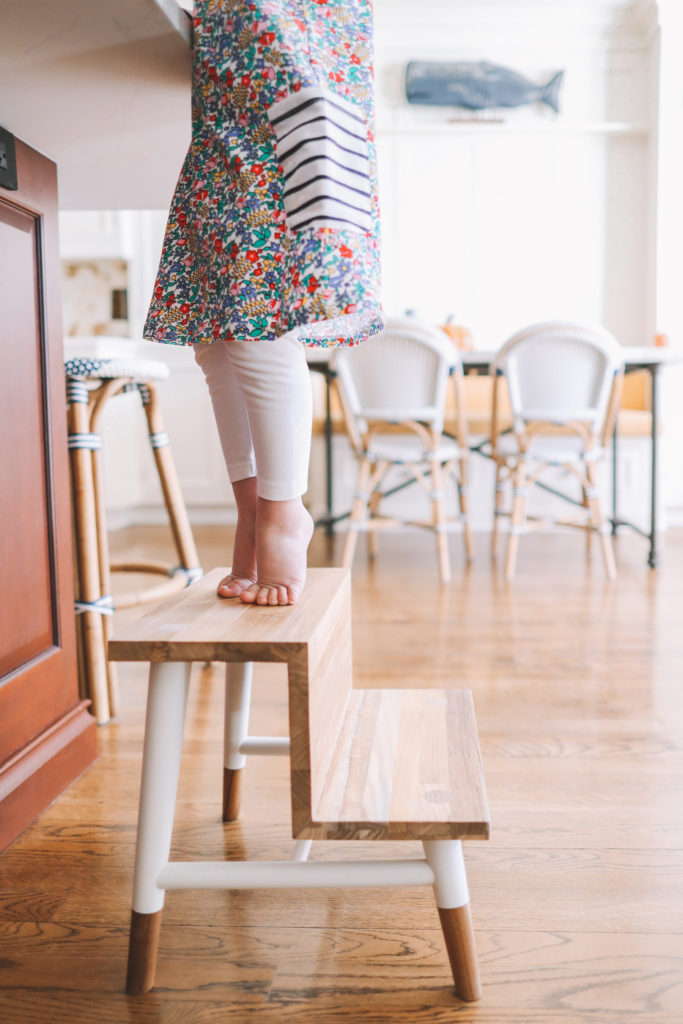 Little Touches in Our Kitchen | Kelly in the City Blog