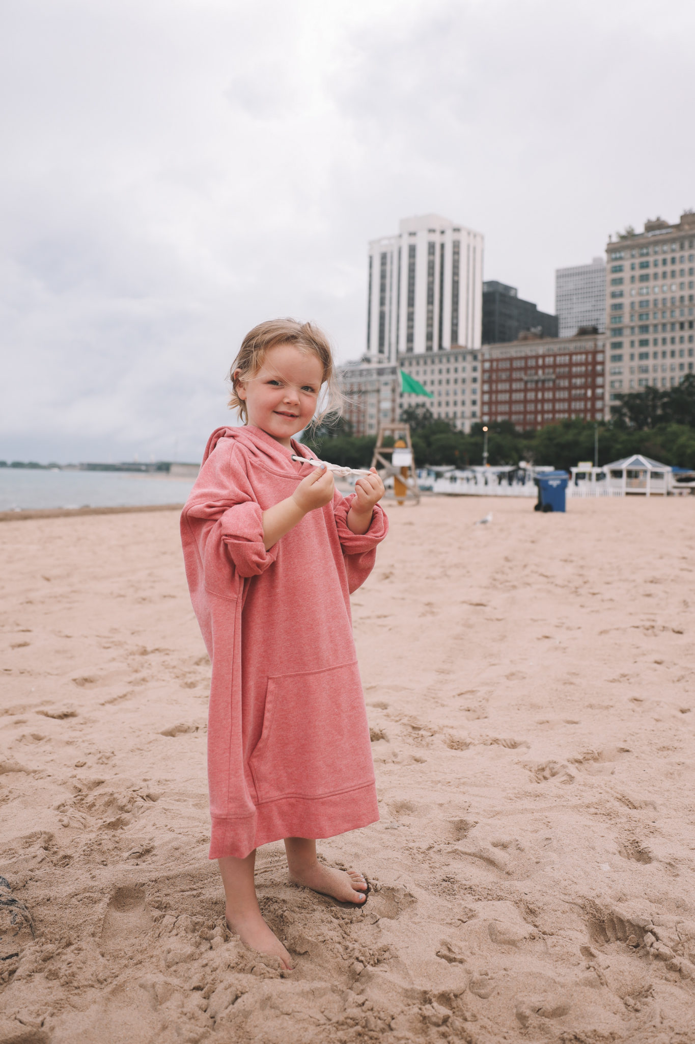 Oak Street Beach | Kelly in the City | Lifestyle Blog