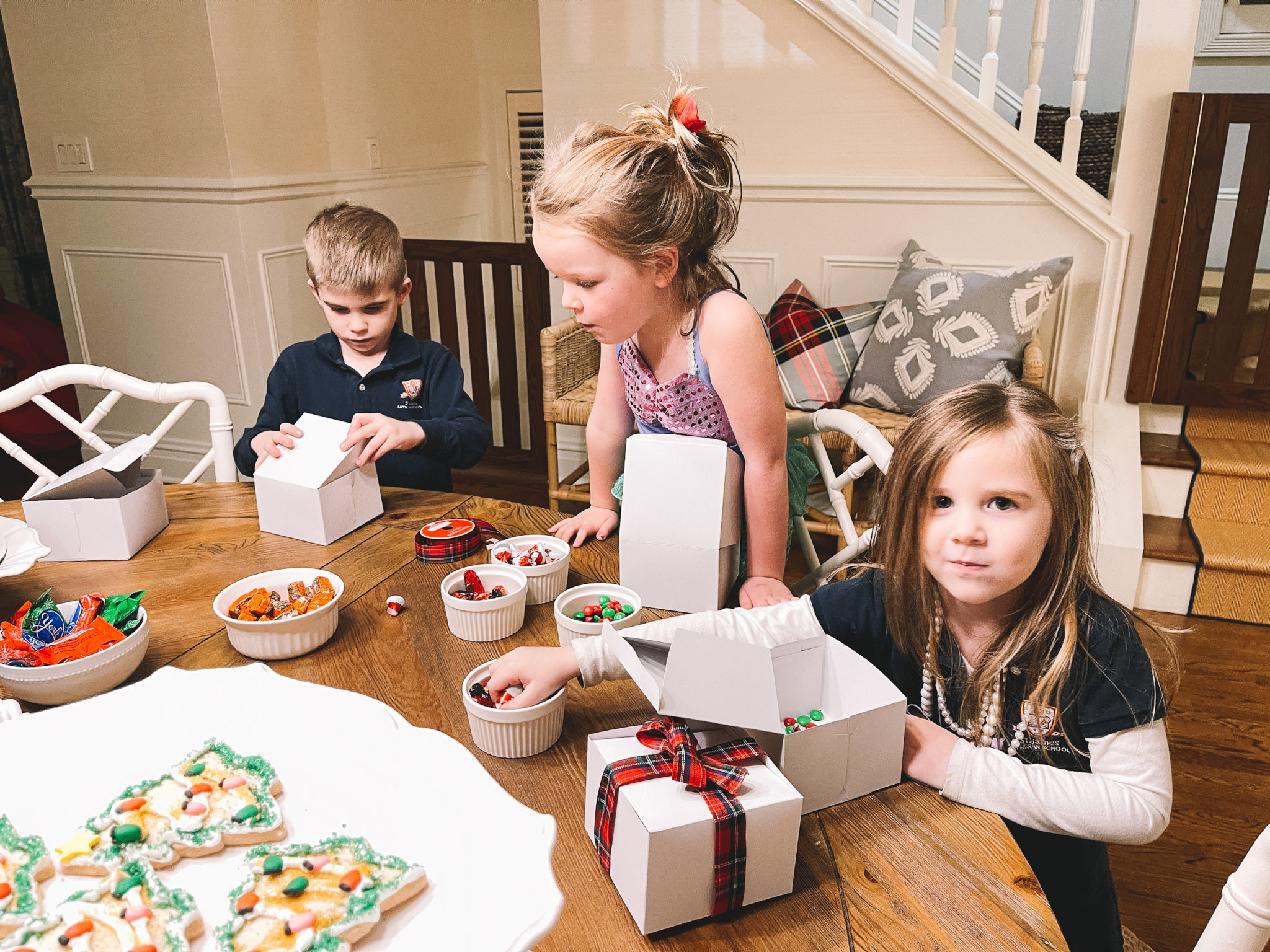 Easy Holiday Birthday Celebration | Kelly in the City