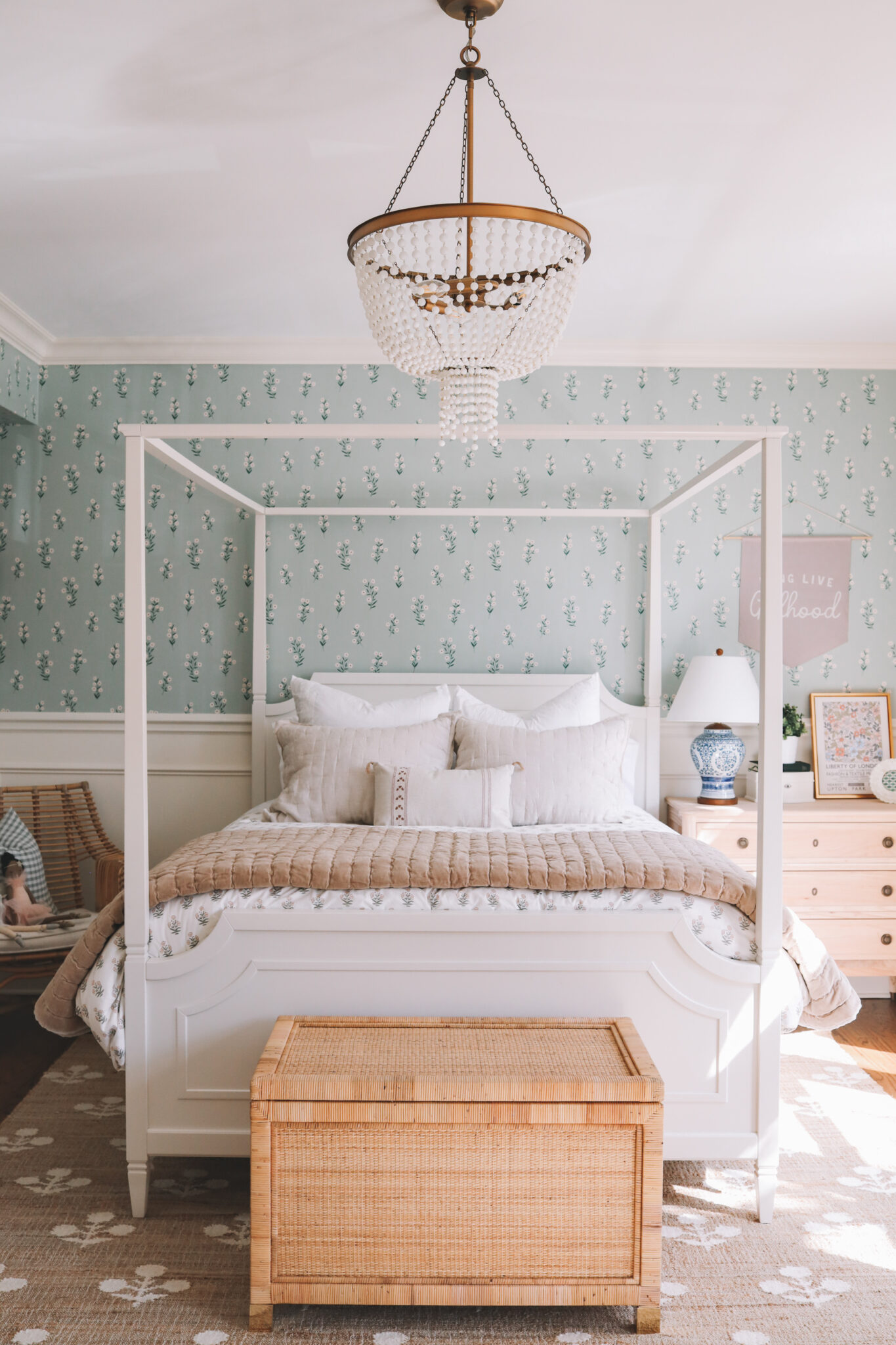 Emma's Tween Room Progress